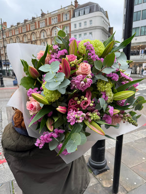 Knightsbridge Flowers – Free Local Delivery | Luxury Florist Opposite